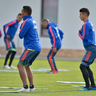 James y Barrios vuelven a entrenamientos y llegarán a tiempo contra Japón