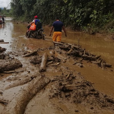 Derrumbes tienen incomunicado al Putumayo con el Huila