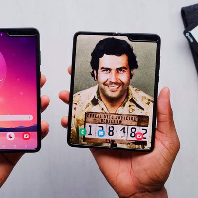 Escobar Fold 2: teléfono que vende el hermano de Pablo Escobar es un fraude