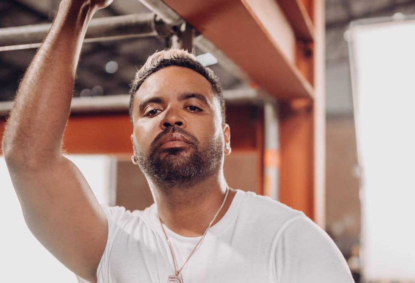 Zion, el reguetonero puertorriqueño, hospitalizado de urgencia | La FM