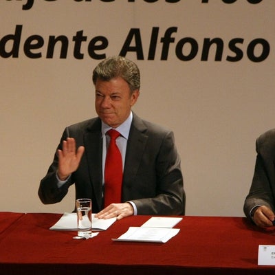 Santos y Samper pidieron a Biden retirar bloques a Cuba