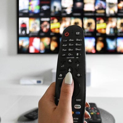 Cuánto vale NETFLIX y otras PLATAFORMAS en COLOMBIA en 2025