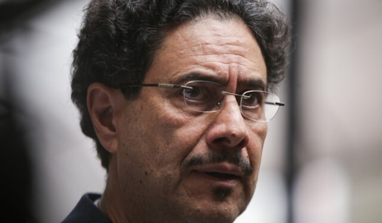 ¿Quién es Iván Cepeda, el político que busca liderar al Pacto Histórico en las elecciones ...