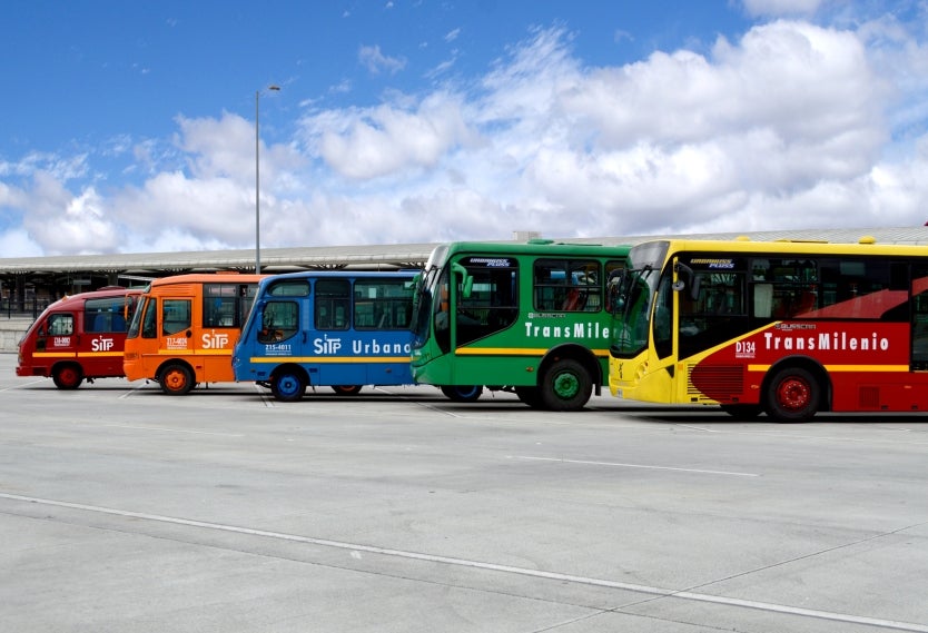 Más de 300 buses nuevos de Transmilenio entrarán en operación este mes