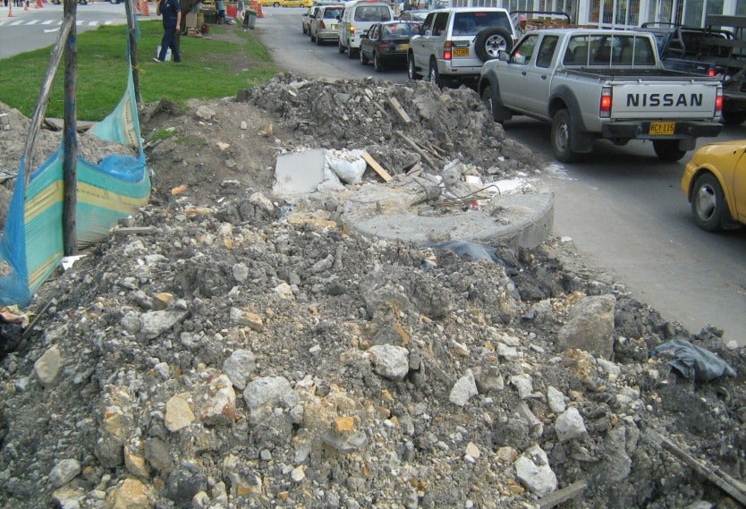 ¿Cómo desechar escombros para que no lo multen en Bogotá?