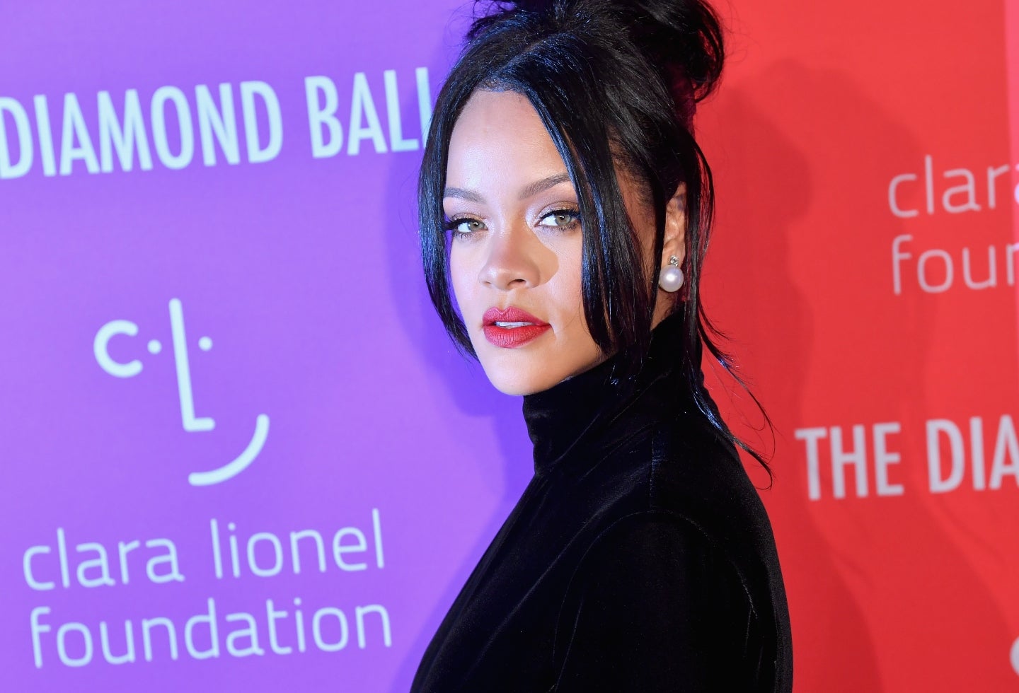 Rihanna se prepara para regresar a la música