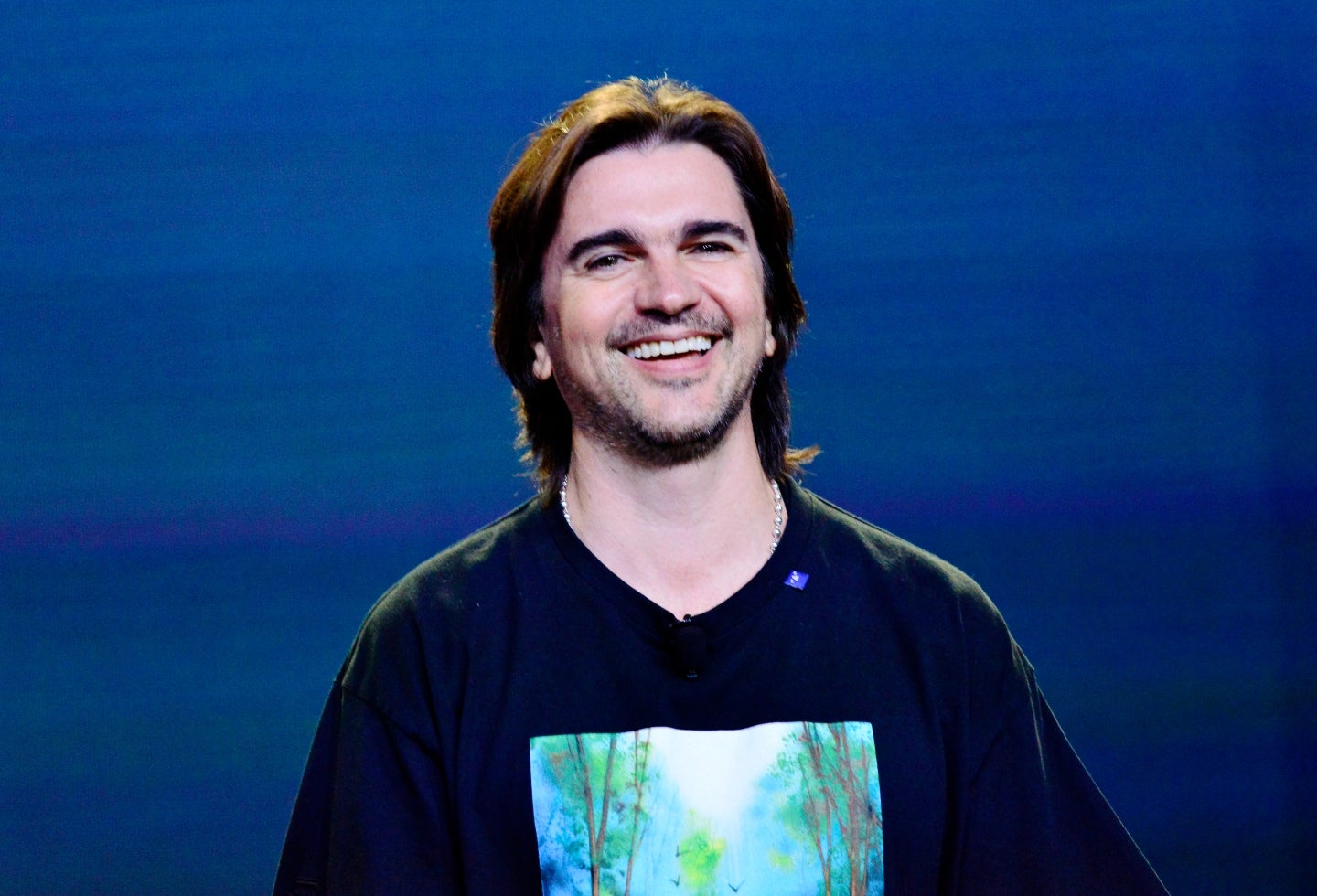 'La Camisa Negra' de Juanes cumple 16 años