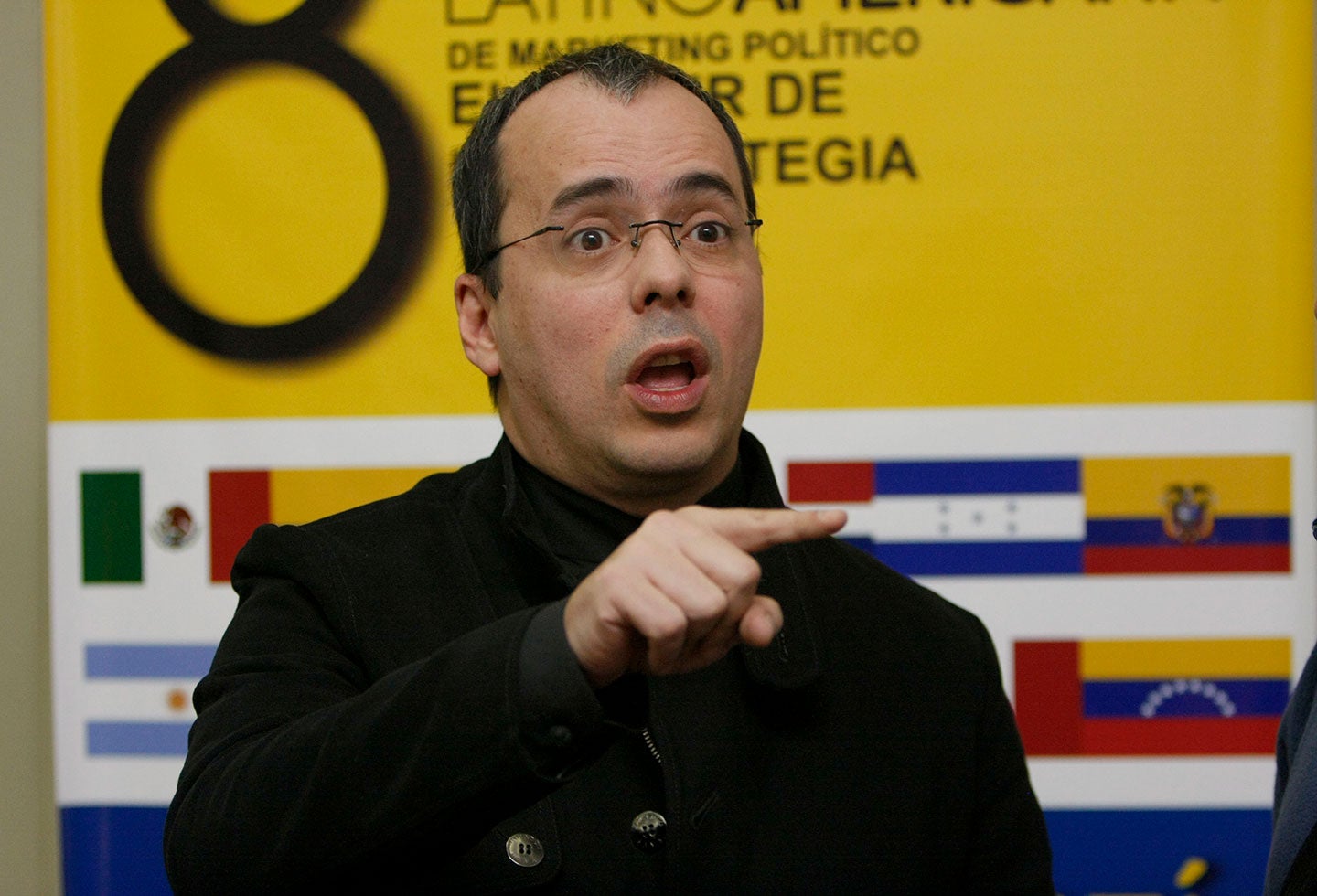 JJ Rendón en campaña de Alfredo Varela