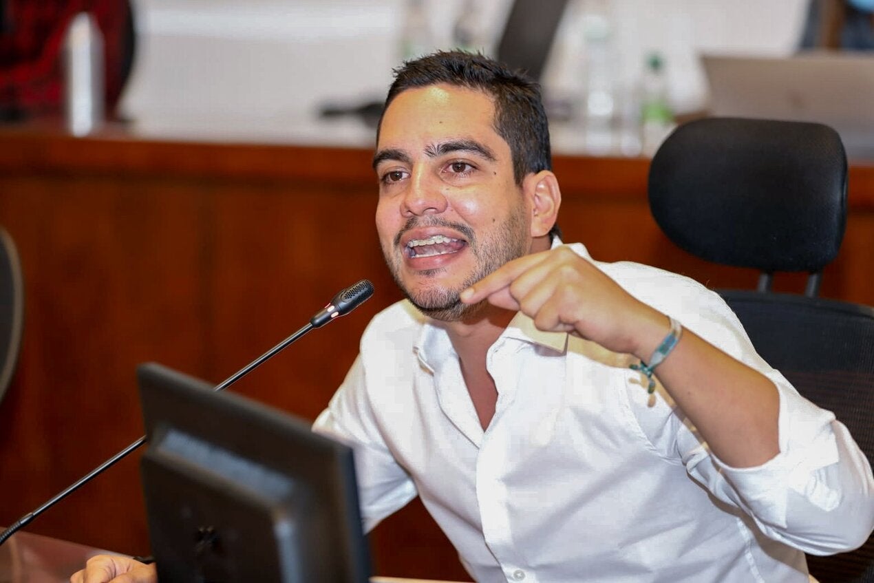 Alex Flórez se habría emborrachado porque estaba deprimido