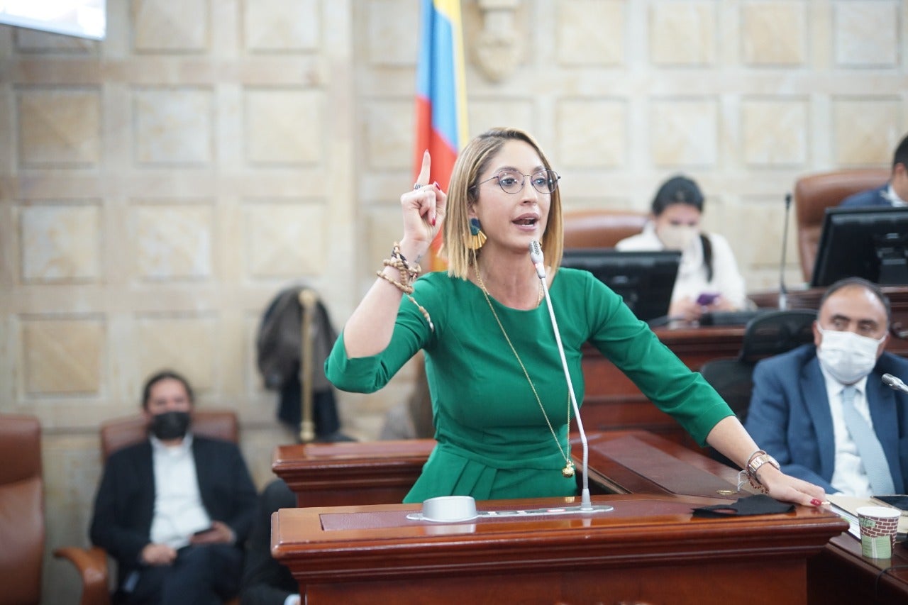 [Video] Jennifer Arias publica video de despedida de la política