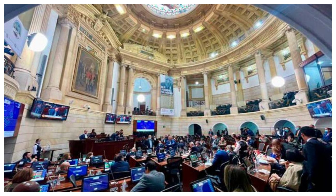 Nuevos congresistas en Colombia para Gobierno Petro