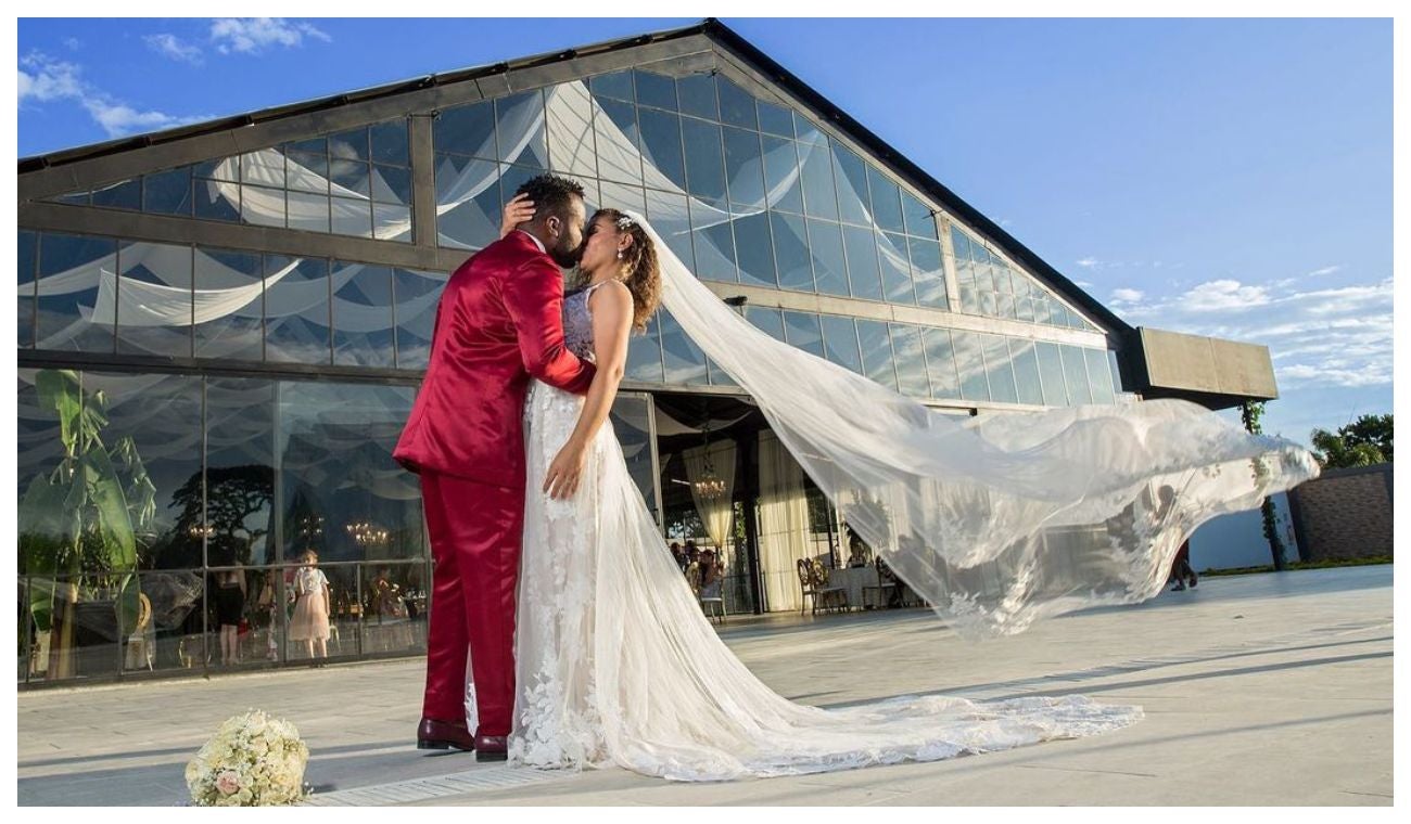 William Angulo, cantante de Herencia de Timbiquí, se casó