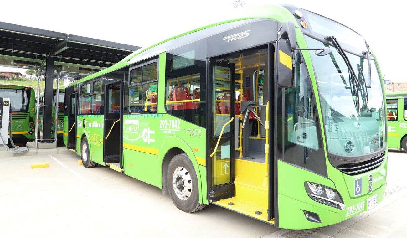 Inauguran patio taller del SITP en Usme