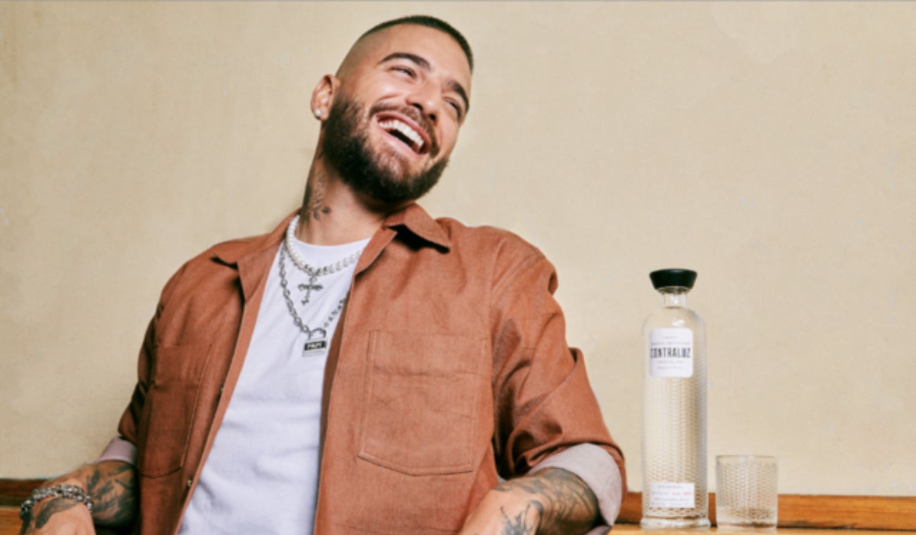 Maluma subió picante fotografía en toalla