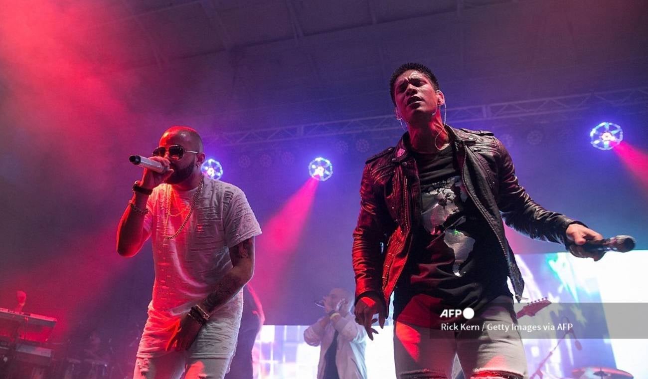 Video: Chyno y Nacho se reencontraron en tarima