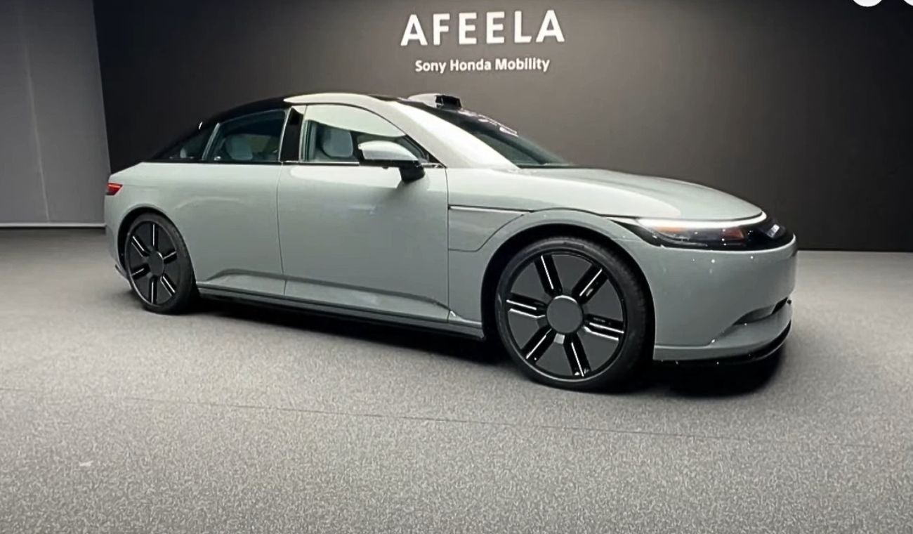 AFFELA nuevo carro de Honda y Sony ¿se maneja con el Play?