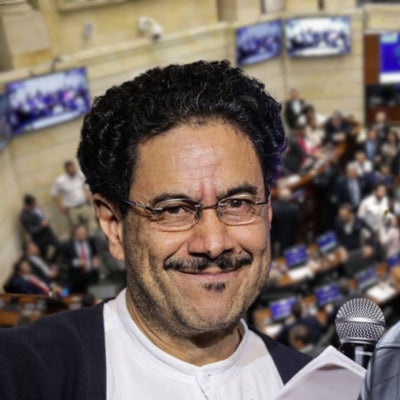 Así fue la fuerte pelea entre Jota Pe Hernández e Iván Cepeda en el Senado