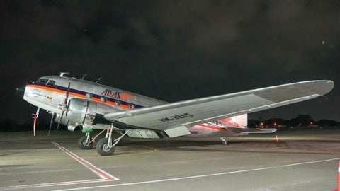 Douglas DC-3: el avión más antiguo en operación en Colombia sigue ...