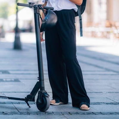 Patinetas eléctricas 2026: edad mínima para usar y multas
