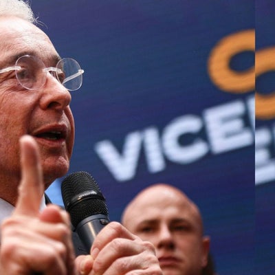 Álvaro Uribe denuncia presión armada en elecciones 2026