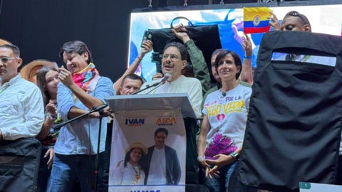 Cepeda anunció pacto por la transición energética en el país